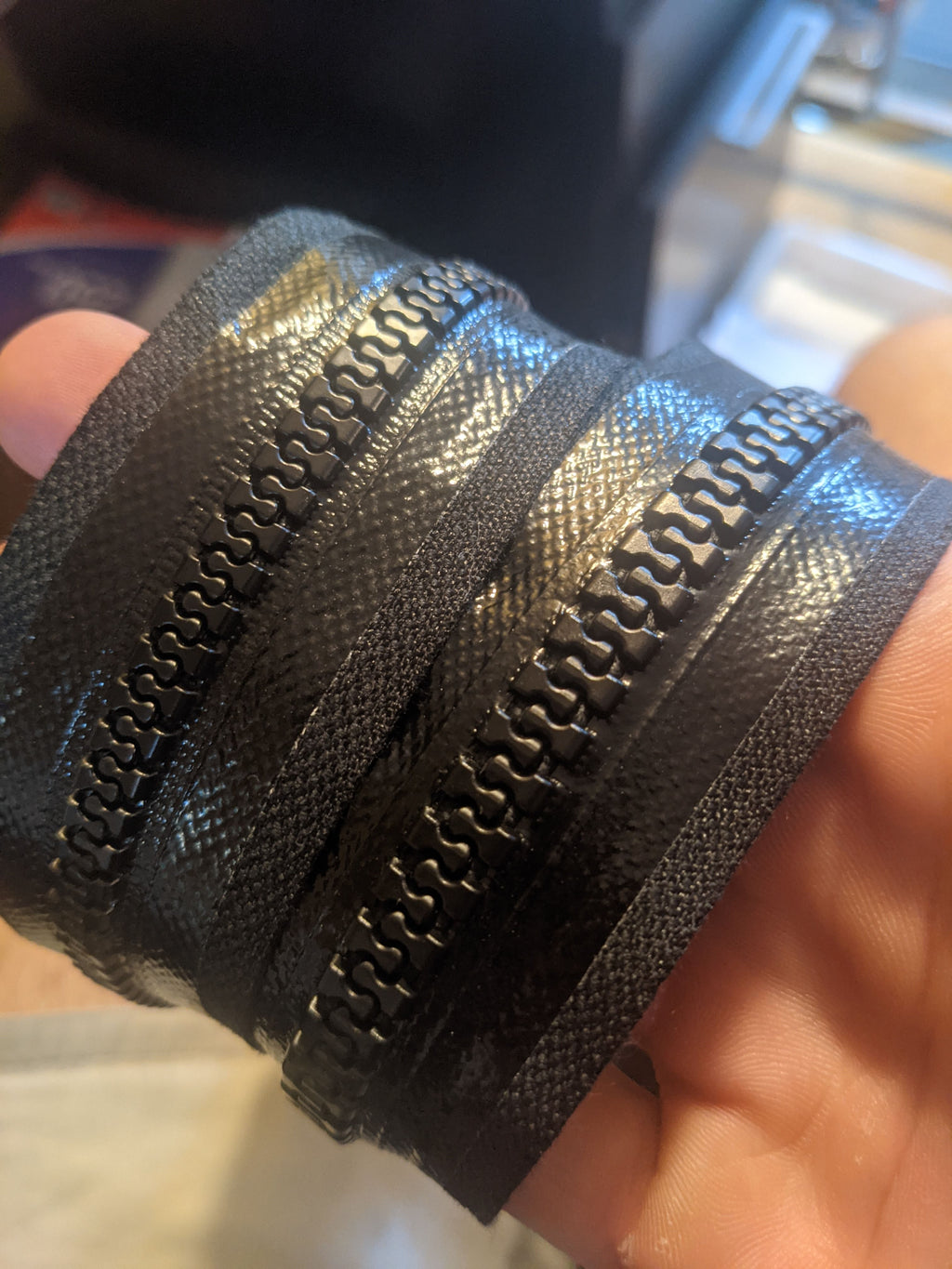 Paskal Zippers and Fasteners